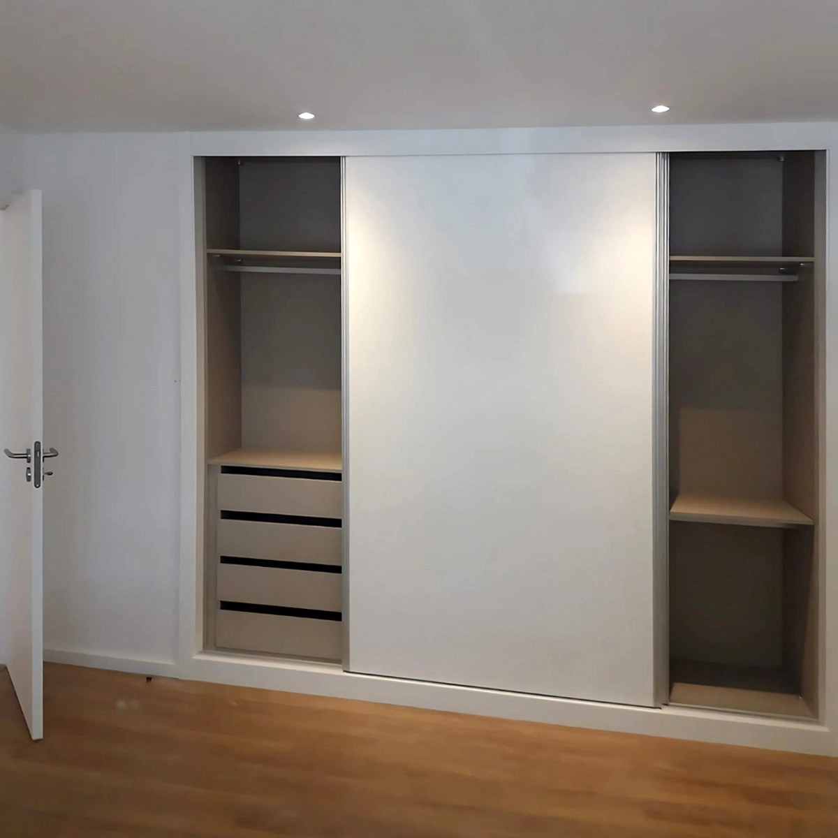 Roupeiro portas de correr :: Studio Sofá Interior Design